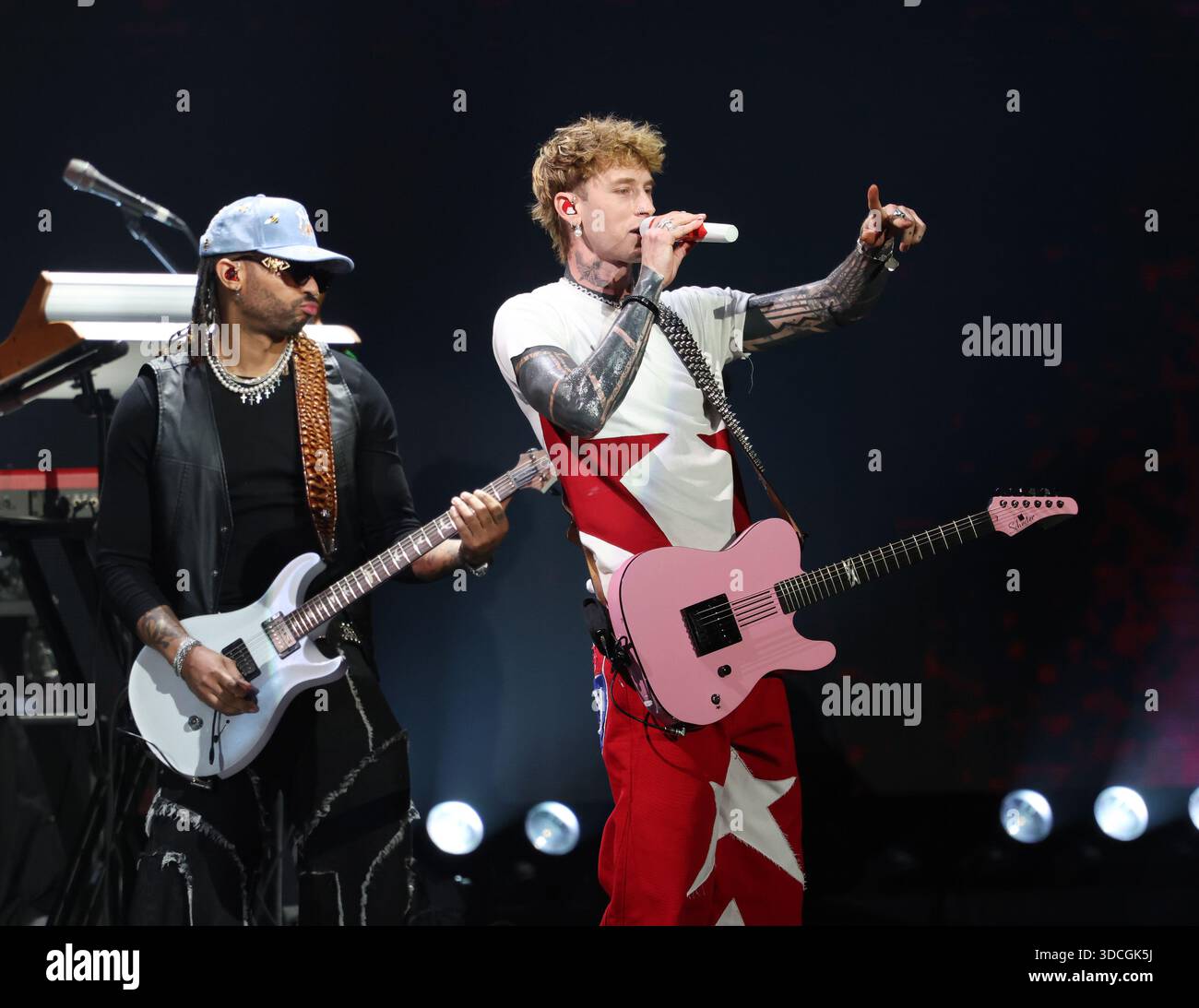 MIAMI, FLORIDA - DECEMBER 20: MIchine Gun Kelly, MGK performs during ...