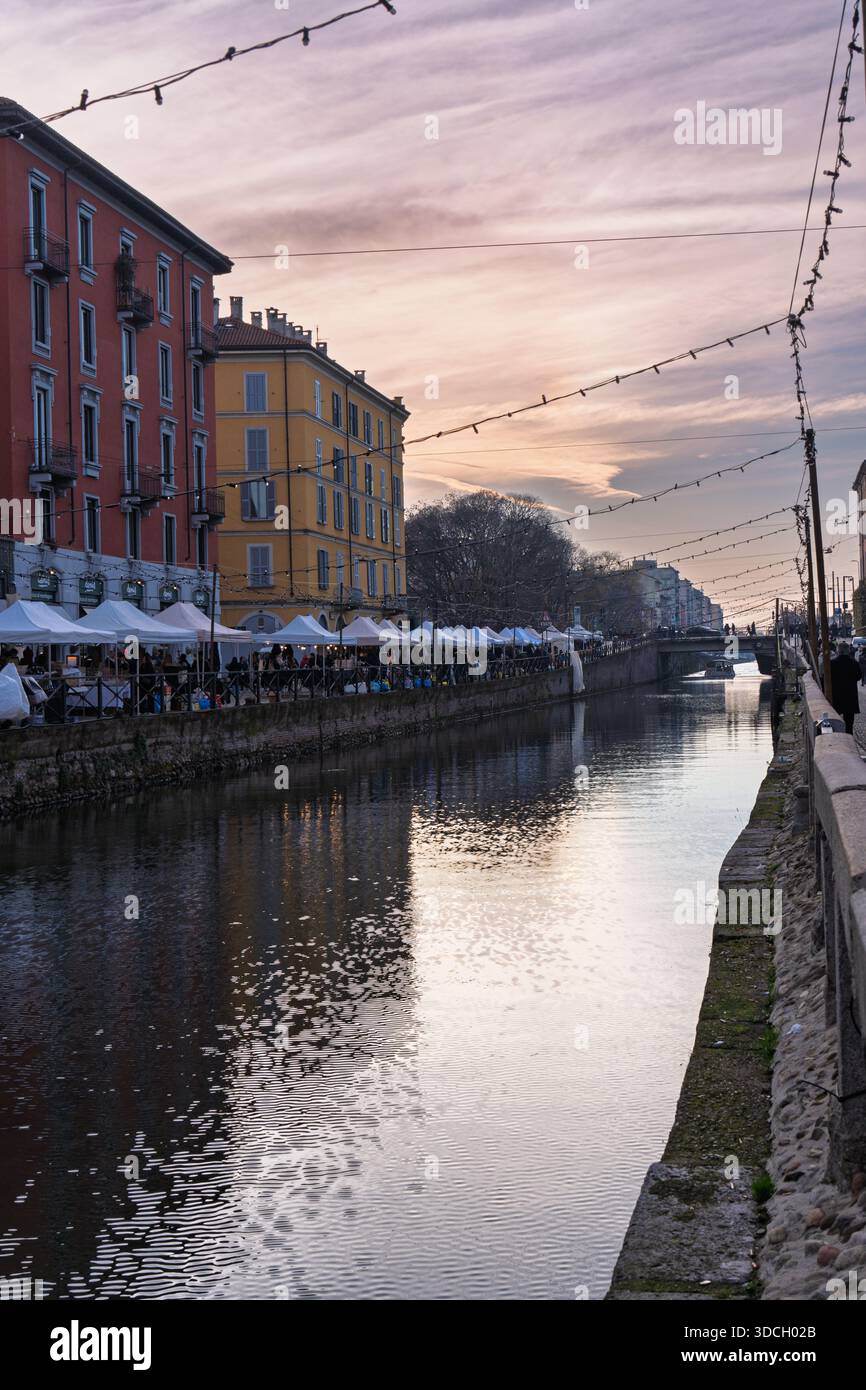 Milan italy december 2025 people hi-res stock photography and images ...