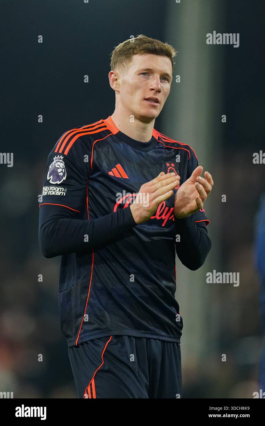 Elliot Anderson of Nottingham Forest clapping the fans after the Fulham ...