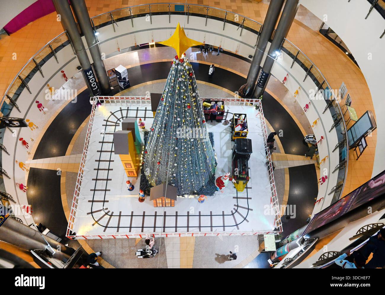 MUMBAI, INDIA - DECEMBER 22: 40 foot Christmas tree and toy train ...