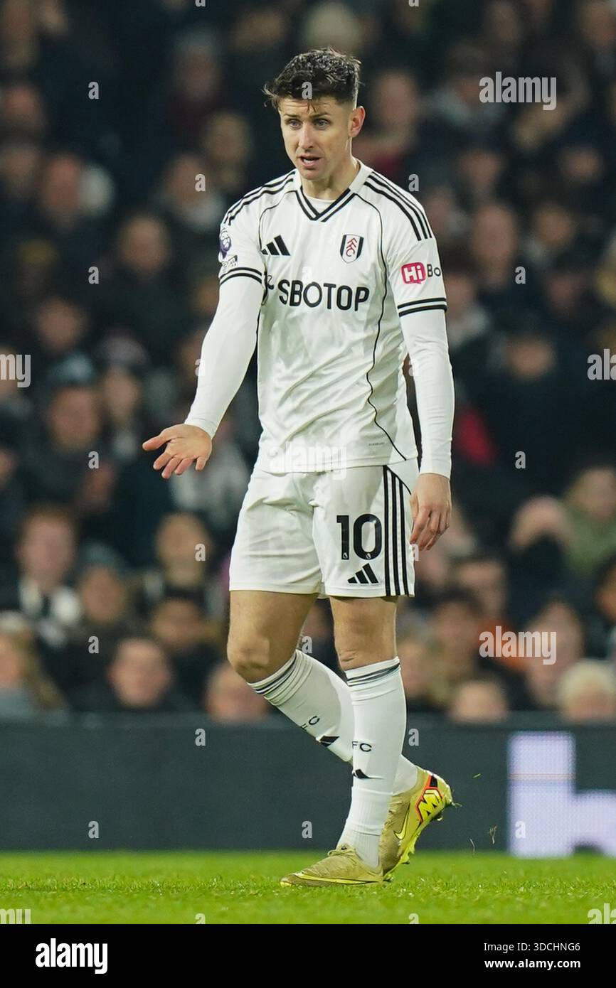 Tom Cairney of Fulham during the Fulham v Nottingham Forest Premier ...