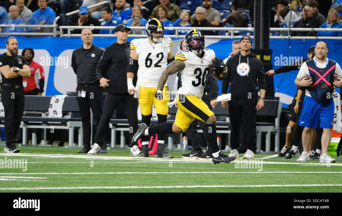 Dec 21, 2025: Jaylen Warren #30 during the Pittsburgh Steelers vs ...