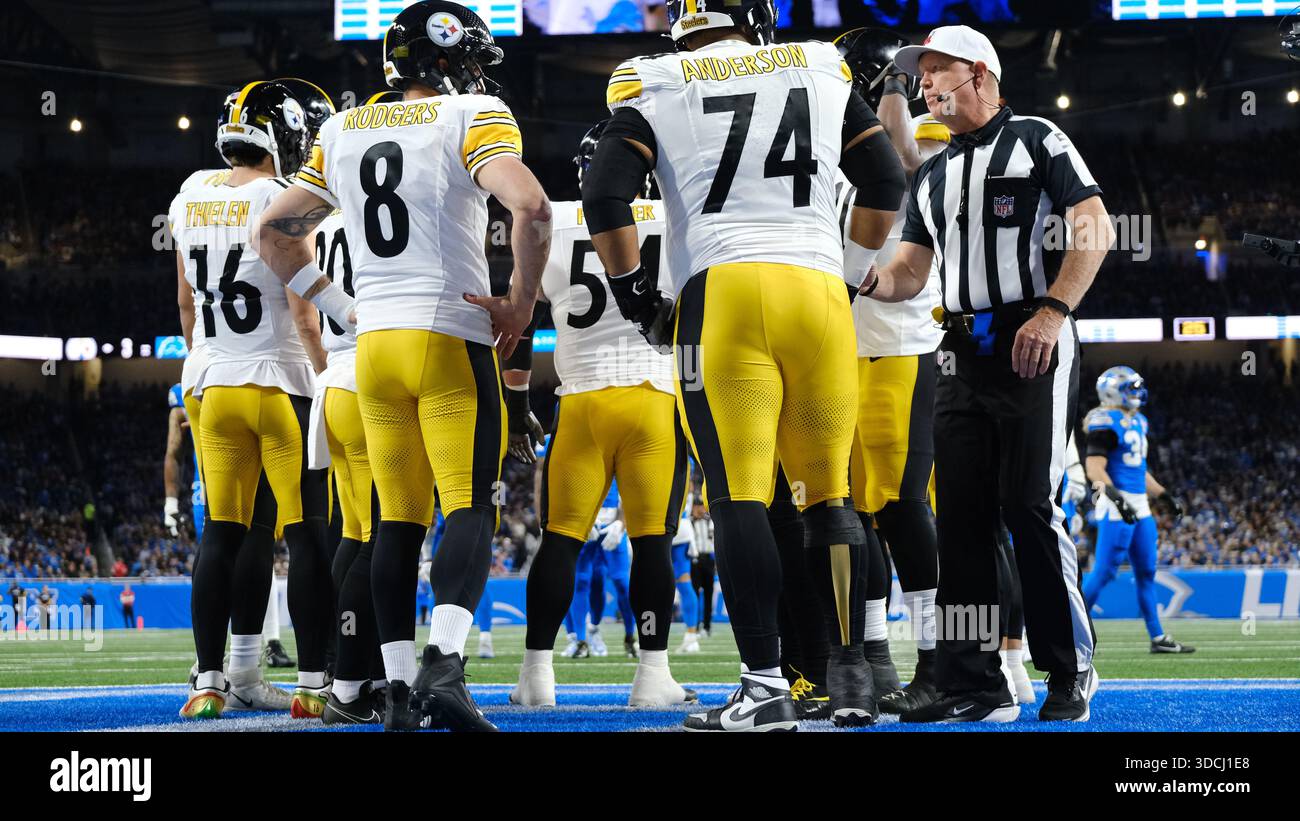 Dec 21, 2025: Aaron Rodgers #8 during the Pittsburgh Steelers vs ...