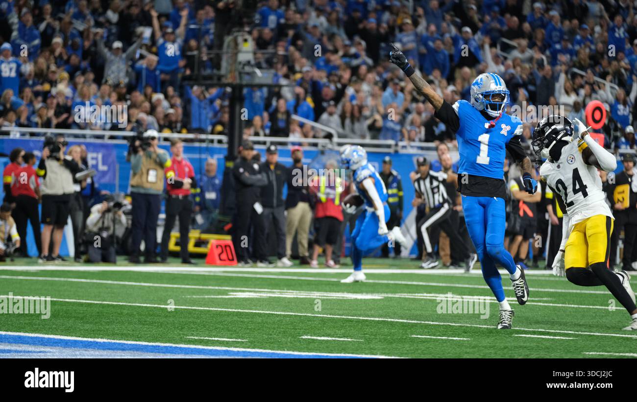 Dec 21, 2025: Jameson Williams #1 during the Pittsburgh Steelers vs ...