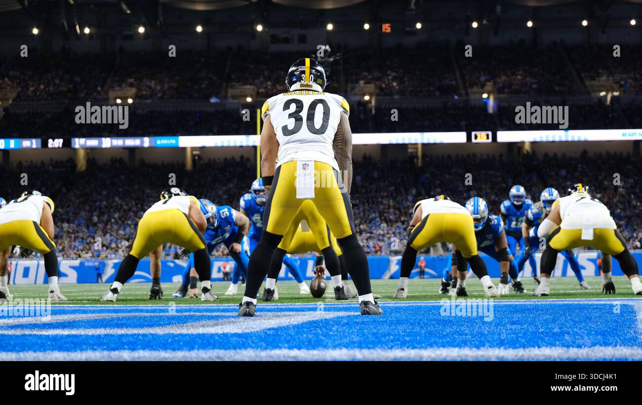 Dec 21, 2025: Aaron Rodgers #8 during the Pittsburgh Steelers vs ...