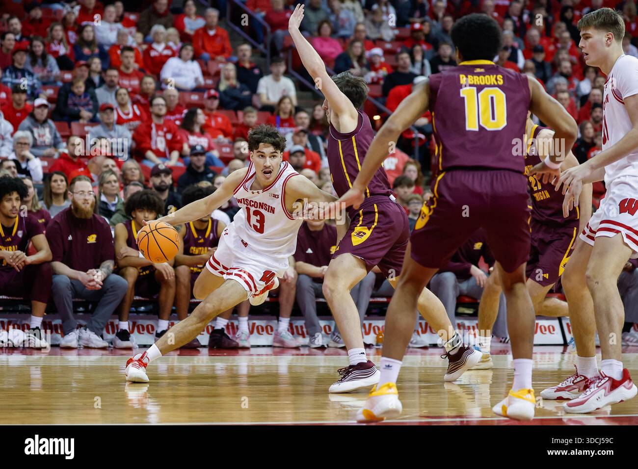 December 22, 2025: Wisconsin Badgers guard Hayden Jones (13) drives to ...