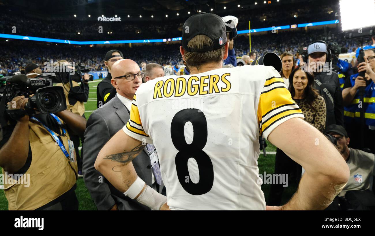 Dec 21, 2025: Aaron Rodgers #8 during the Pittsburgh Steelers vs ...
