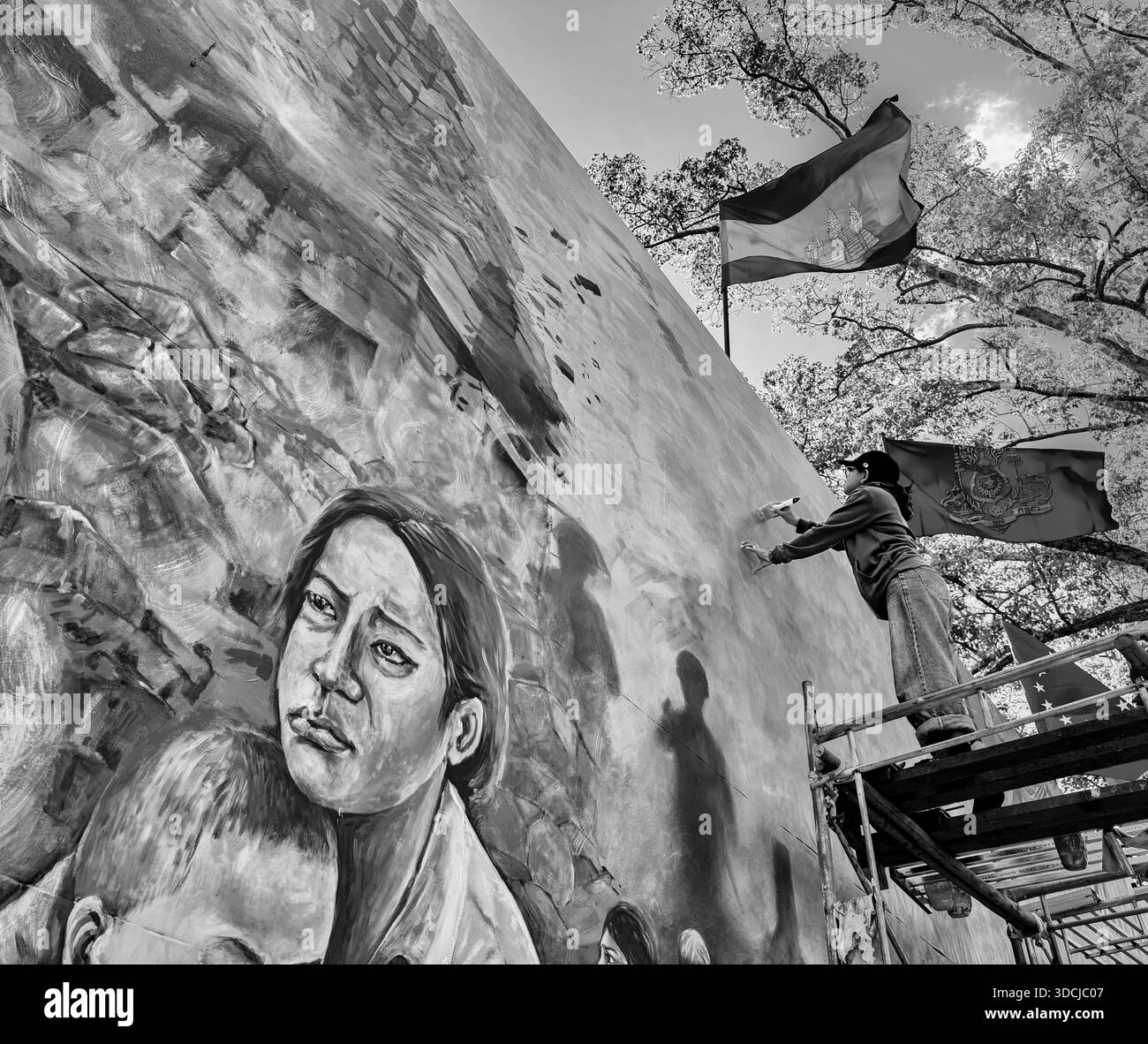 Artist mural painting Black and White Stock Photos & Images - Alamy