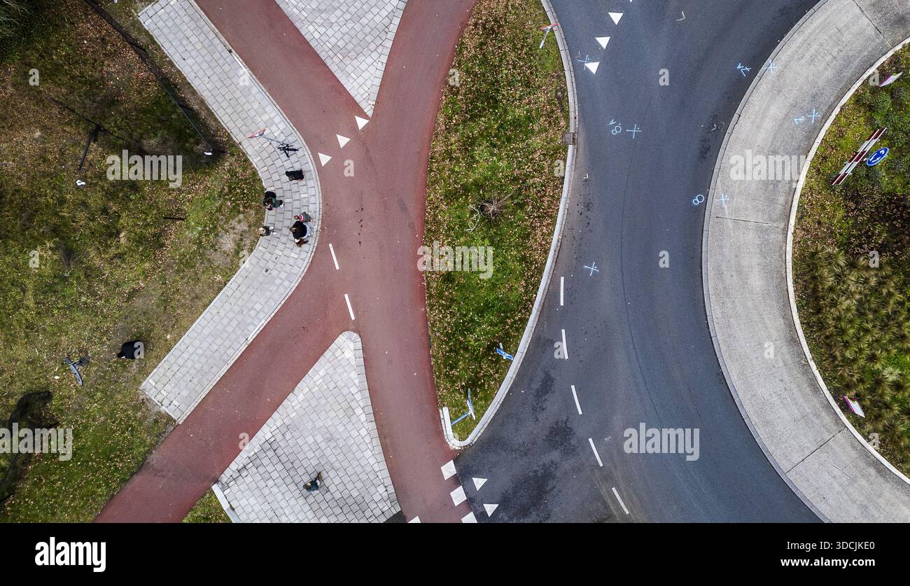 NUNSPEET - Drone photo of Elburgerweg the day after a collision that ...