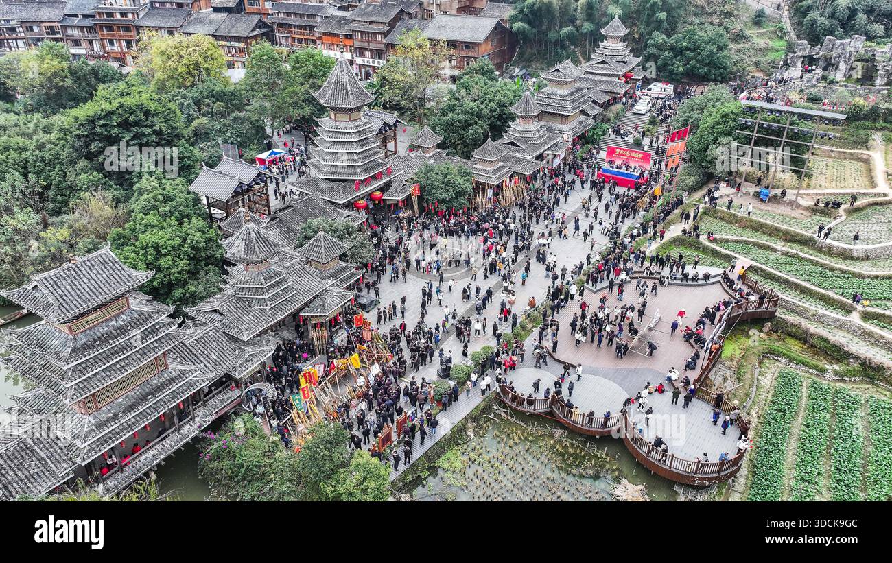 (251220) -- LIPING, Dec. 20, 2025 (Xinhua) -- An aerial drone photo ...