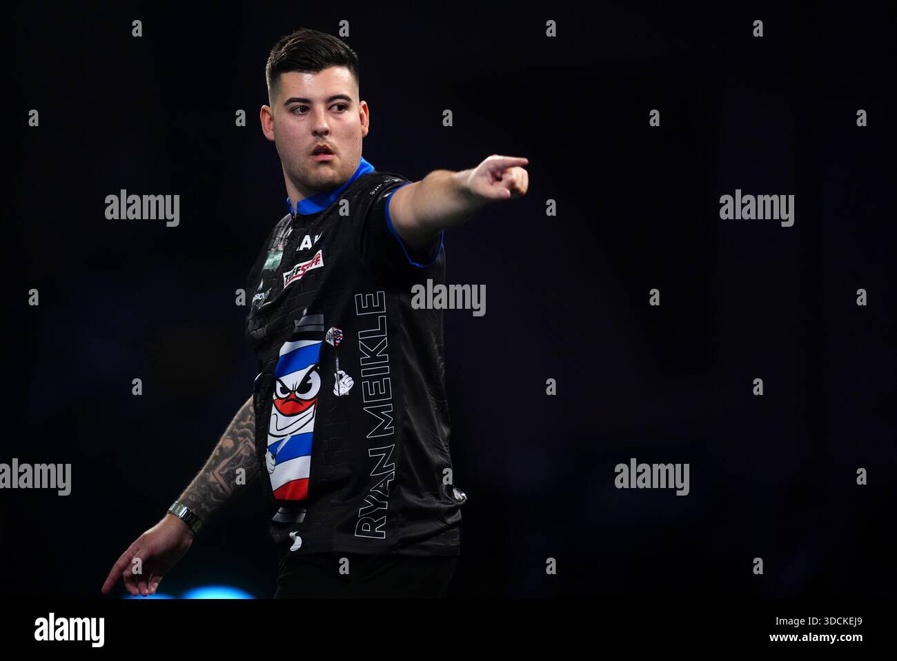 England's Ryan Meikle reacts during his match against New Zealand's ...