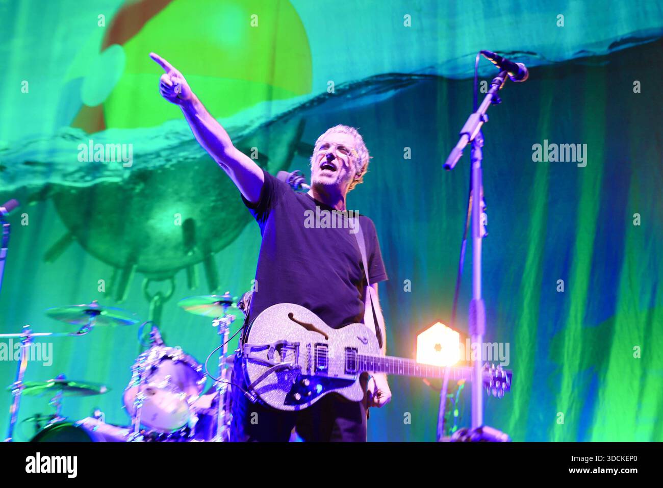 22.12.2025, Dritte Wahl, Band, im Konzert live in der Max-Schmeling ...