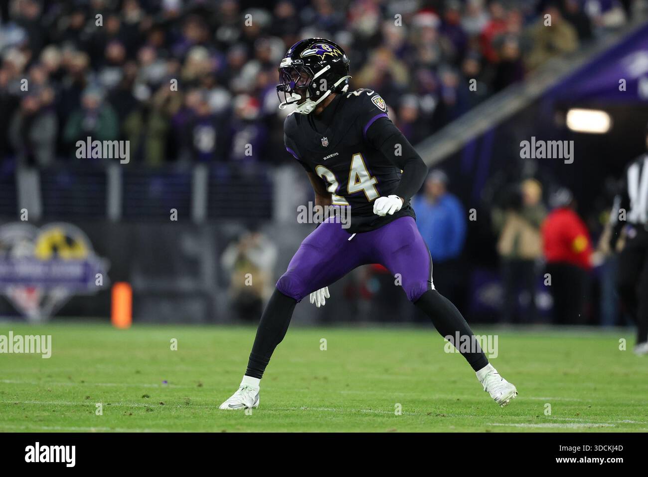 Baltimore Ravens safety Malaki Starks (24) in action during the second ...