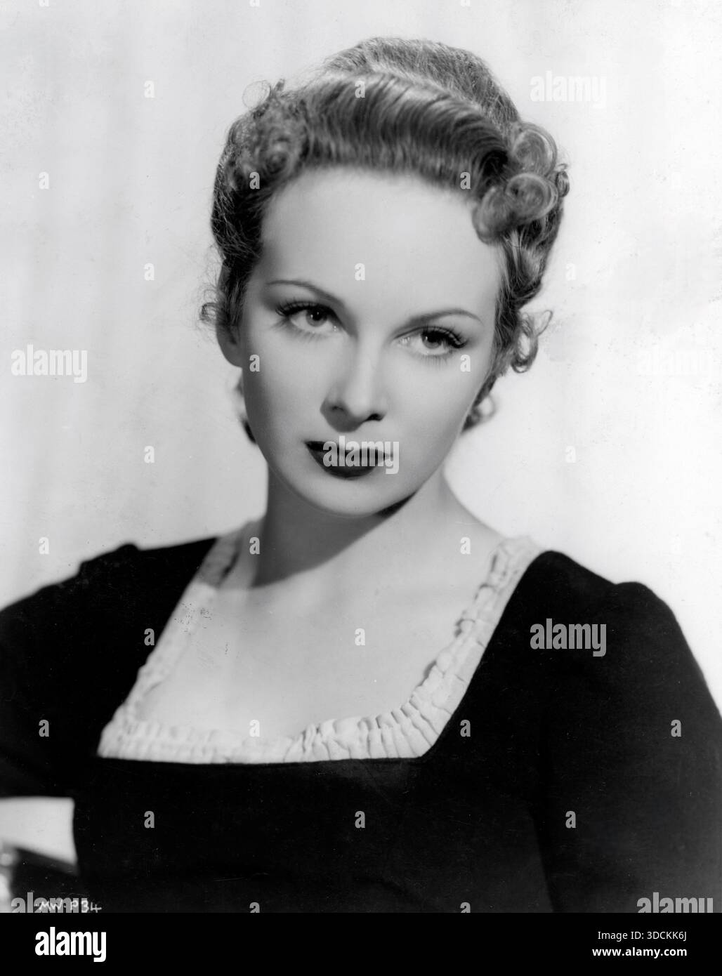 Costume designer elizabeth haffenden hi-res stock photography and ...