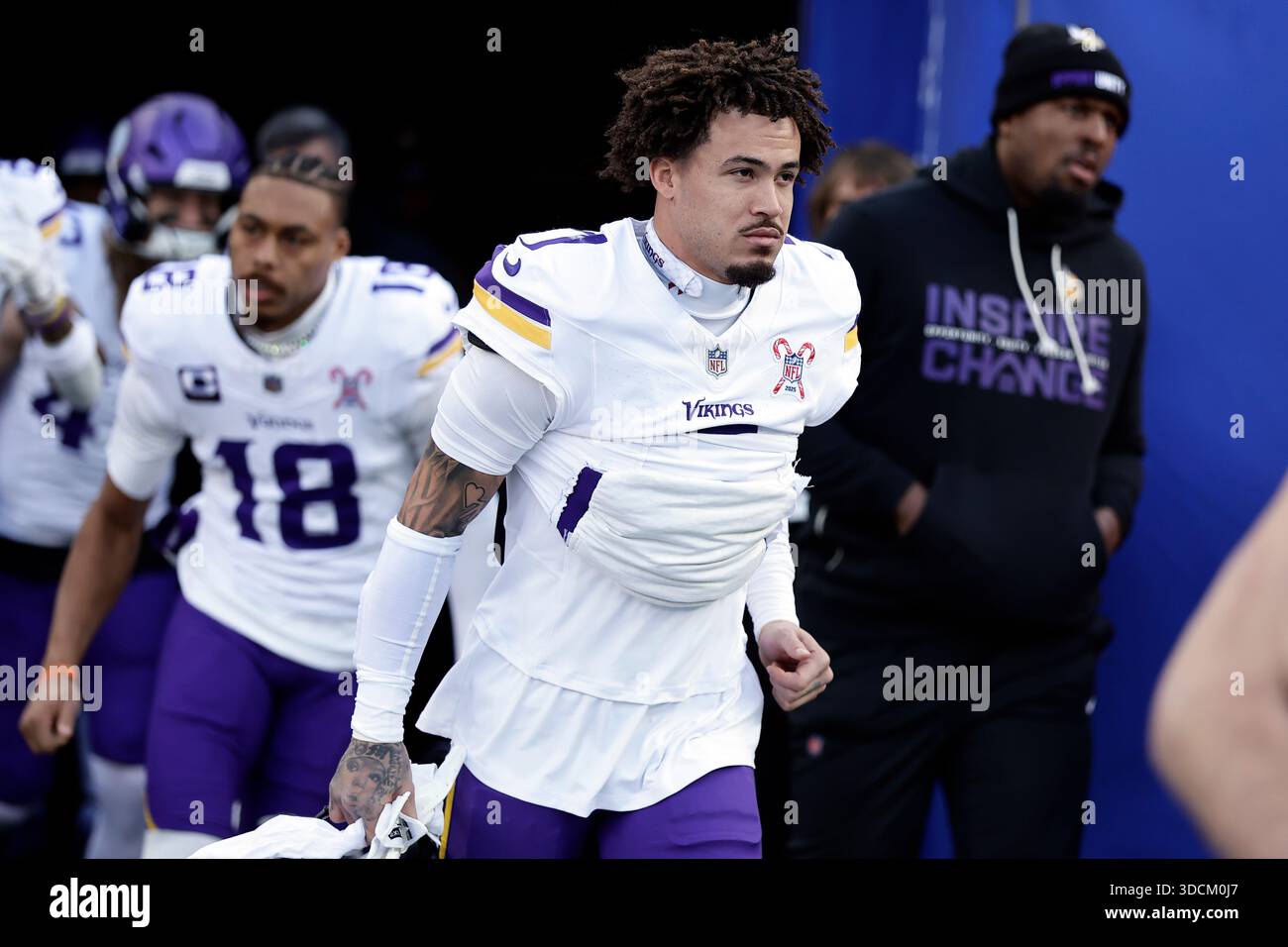 Minnesota Vikings linebacker Ivan Pace Jr. (0) takes the field with ...