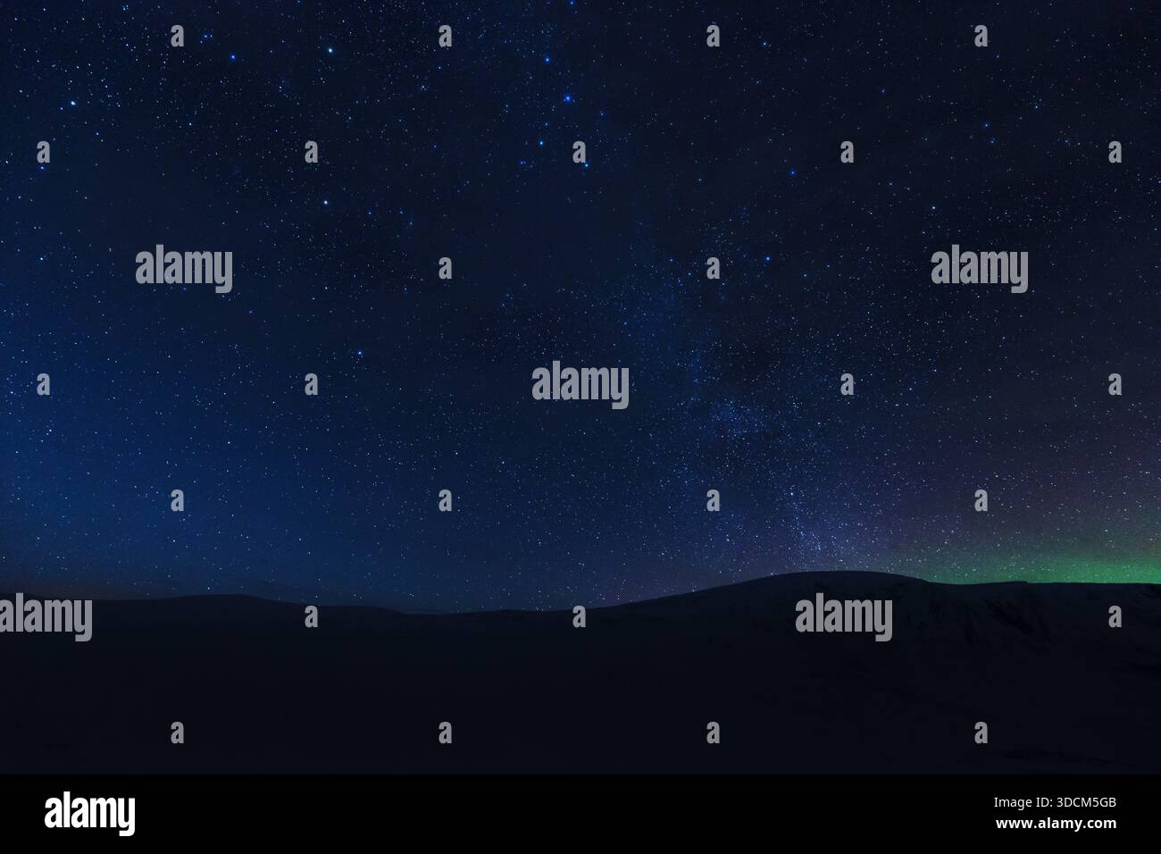 Dark night landscape hint hi-res stock photography and images - Alamy