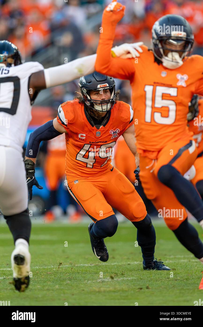 Denver Broncos linebacker Alex Singleton (49) against the Jacksonville ...
