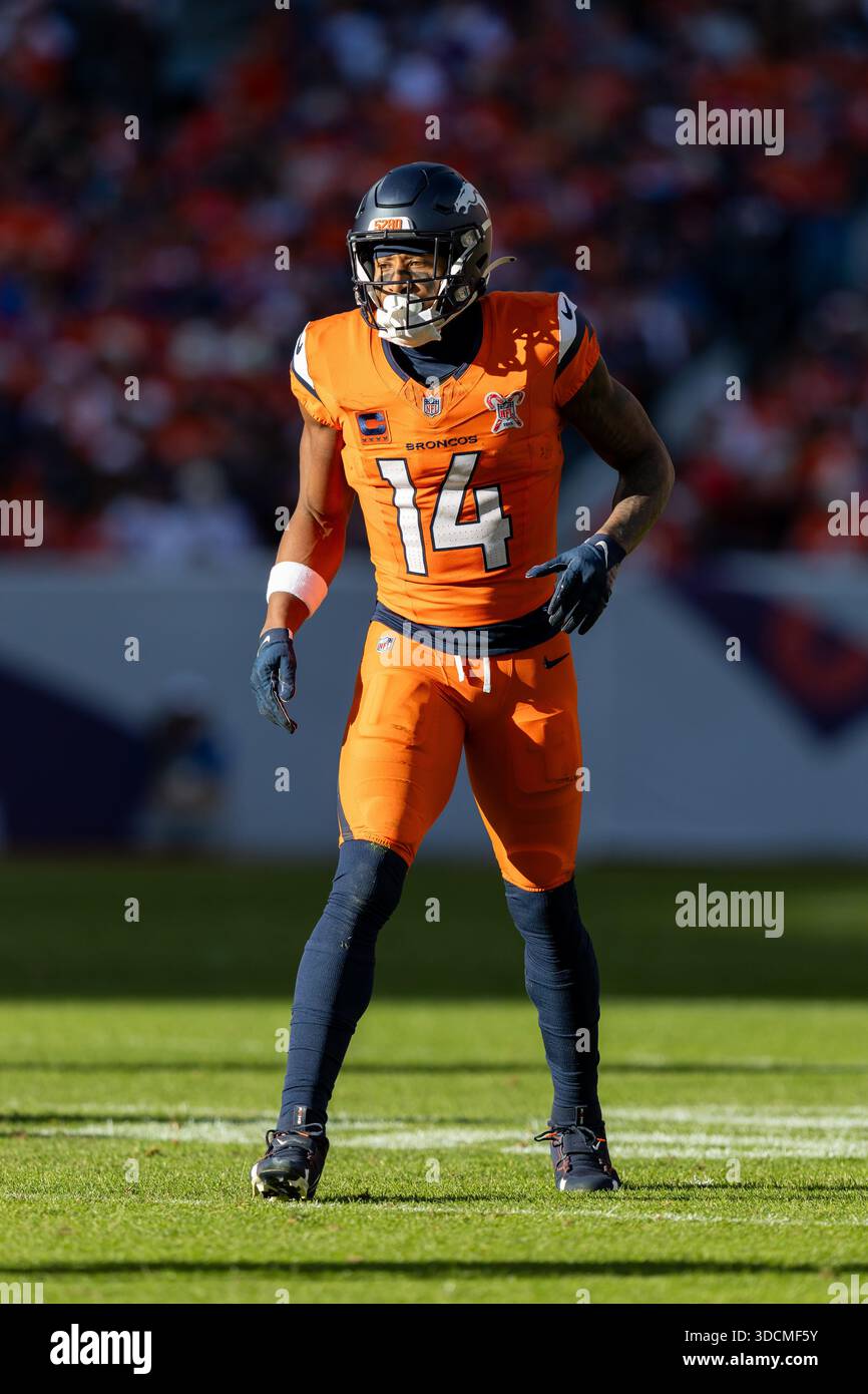 Denver Broncos wide receiver Courtland Sutton (14) runs a route against ...