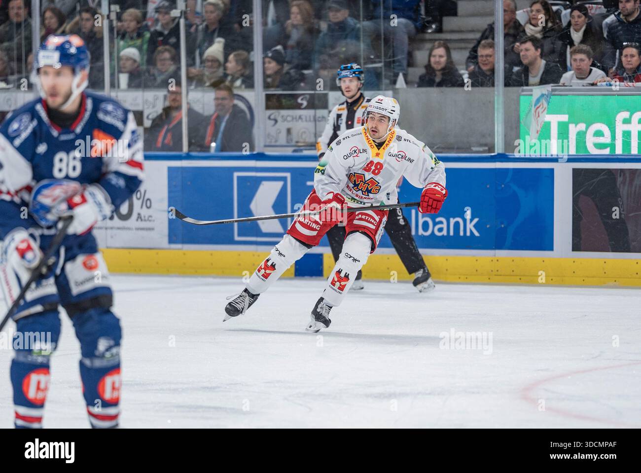 23/12/2025, Zurich, Swiss Life Arena, NL: ZSC Lions - EHC Biel-Bienne ...