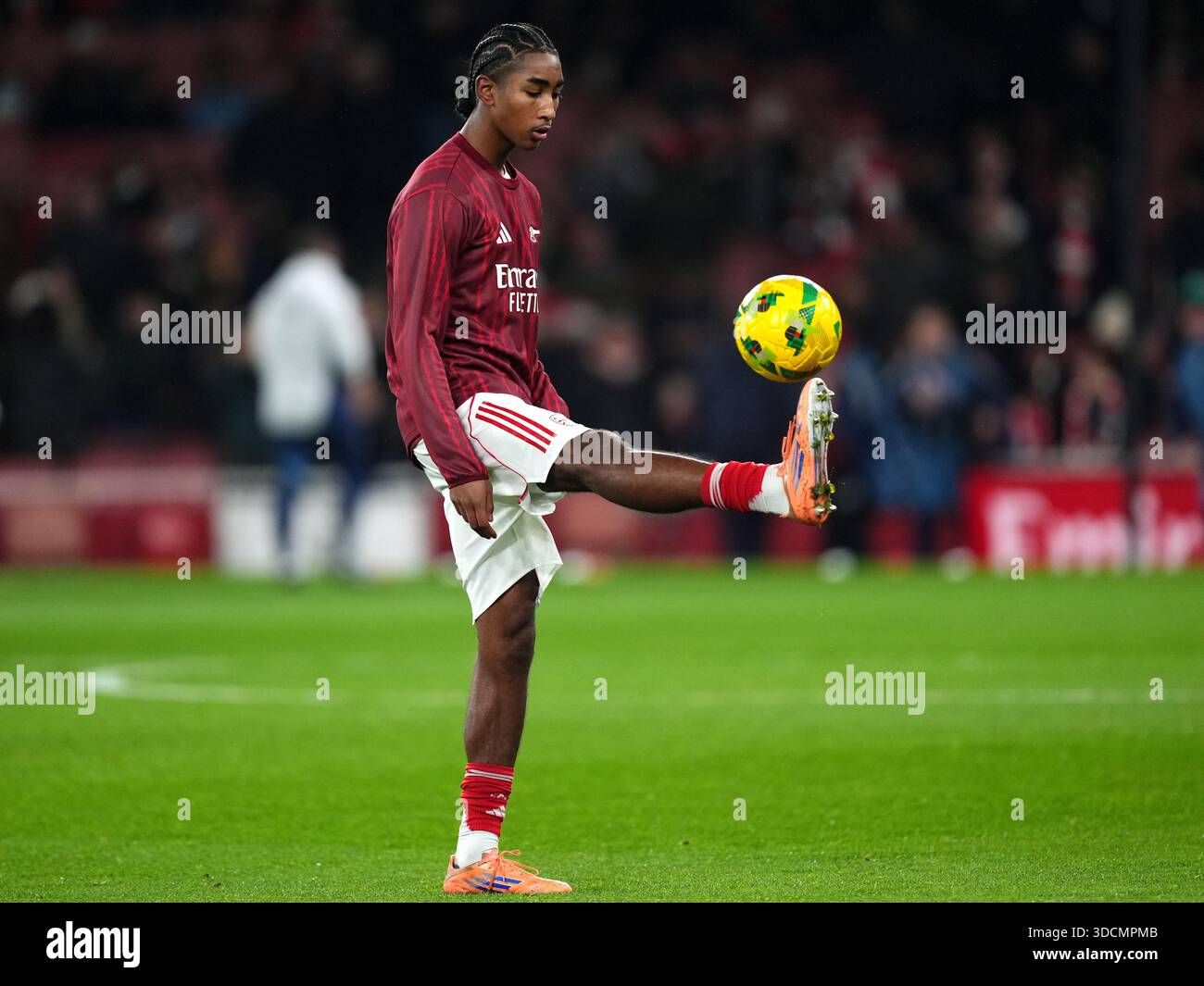 Arsenal's Marli Salmon warming up ahead of the Carabao Cup quarter ...