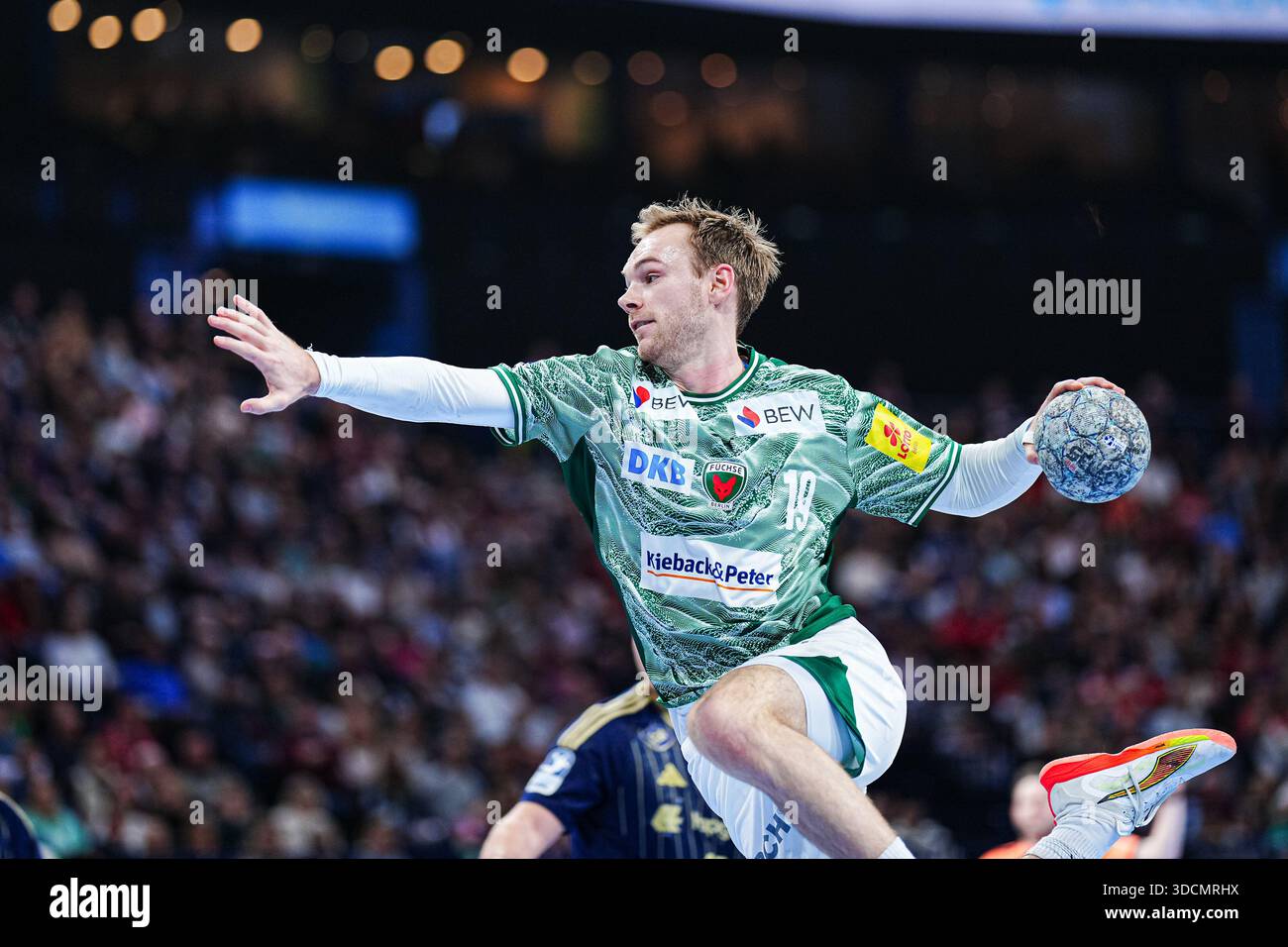 Wurf/Tor Mathias Gidsel (Fuechse Berlin, #19) GER, Handball Sport ...