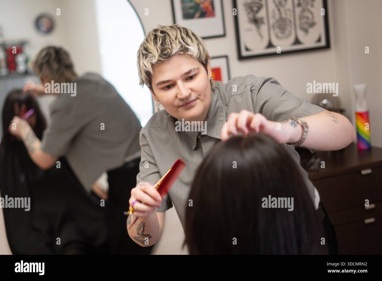 Jenai Baker, a non-binary hairstylist offering free and pay-what-you ...
