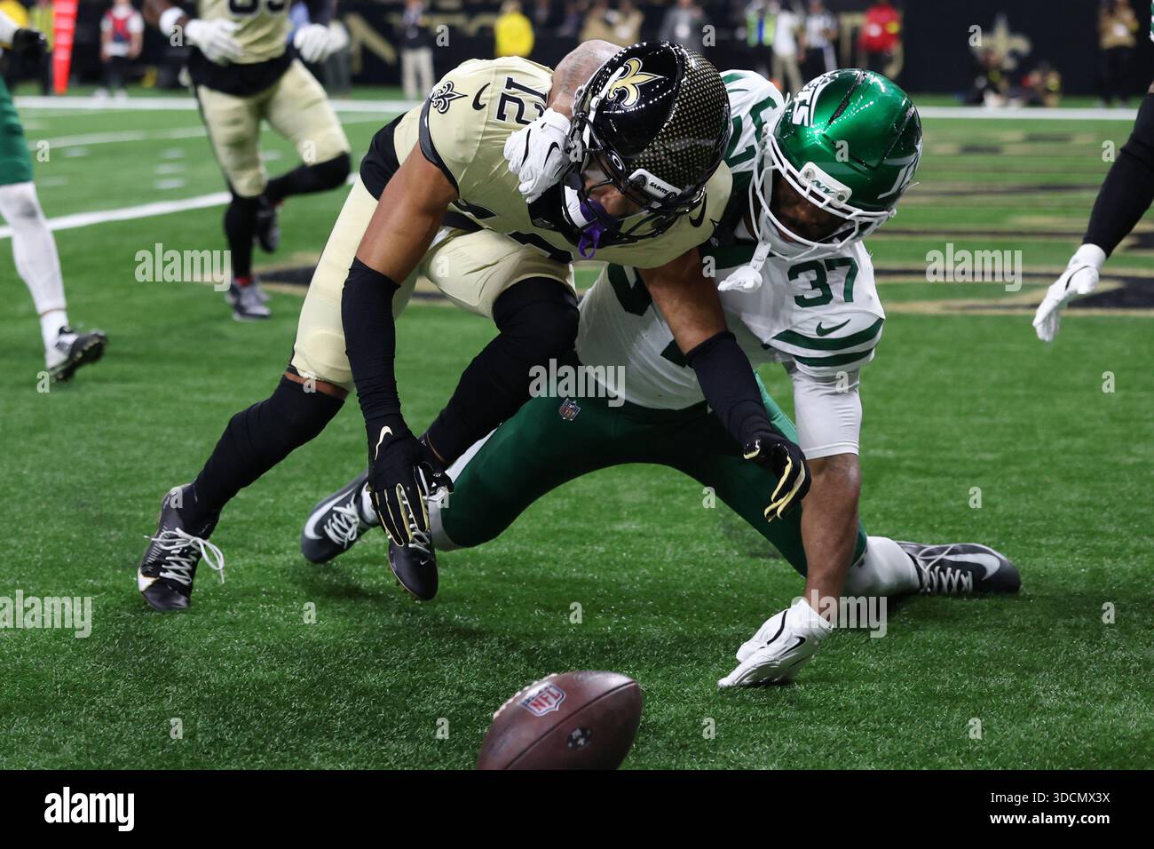 New Orleans Saints wide receiver Chris Olave (12) has a pass broken up ...