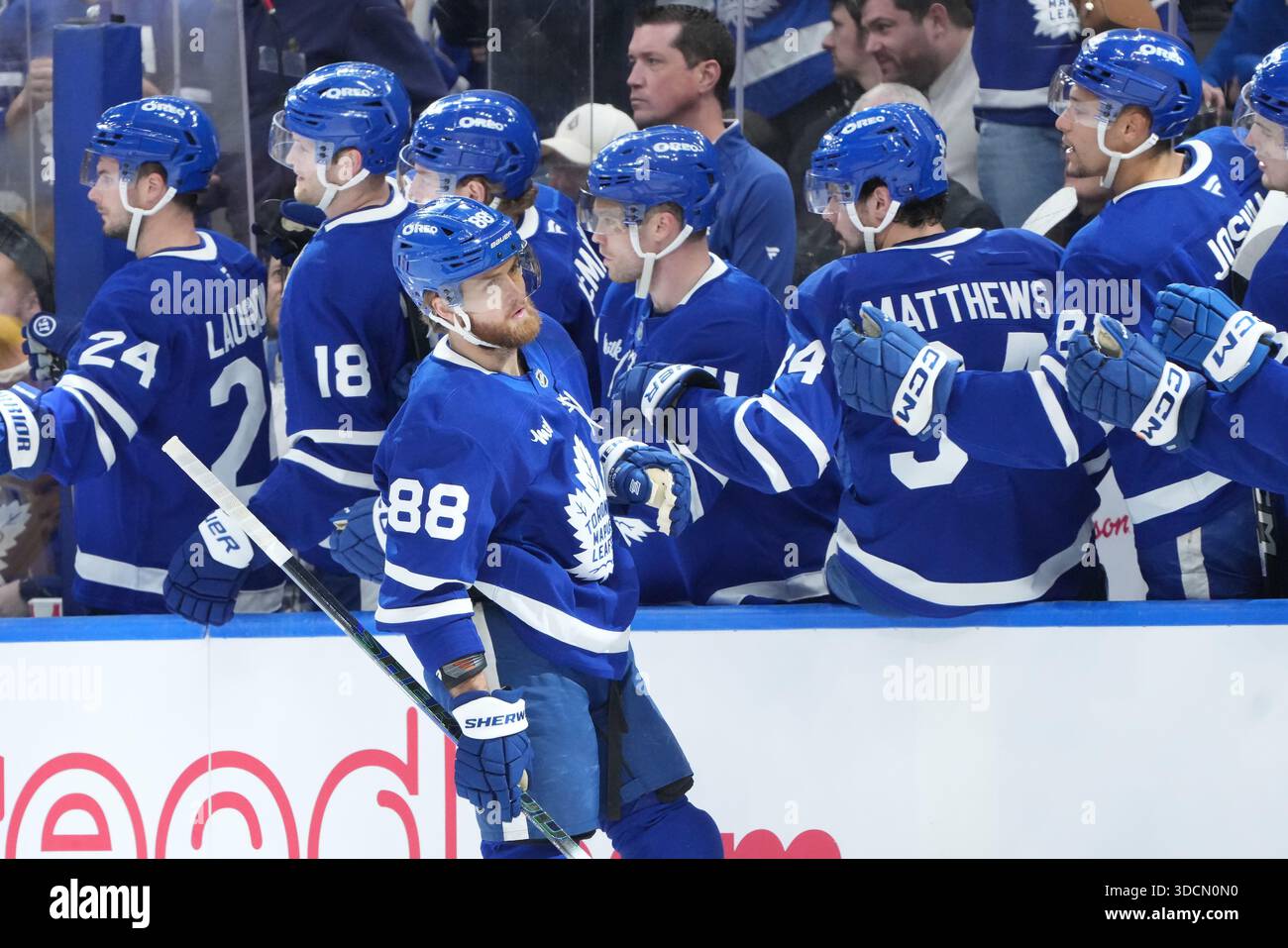 Toronto Maple Leafs forward William Nylander (88) celebrates a goal ...