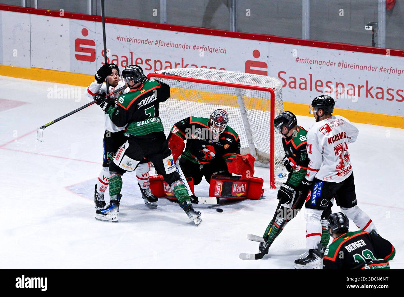 Eishockey Oberliga Nord 2025/2026- MEC 04 Halle vs.Füchse Duisburg ...