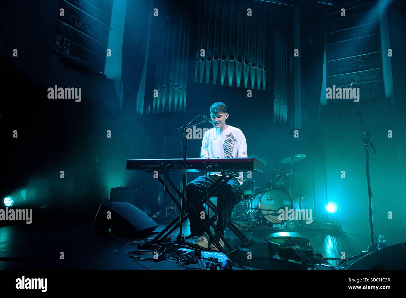 Pat Hamilton performing at Saint Lukes in Glasgow Tuesday 23rd December ...