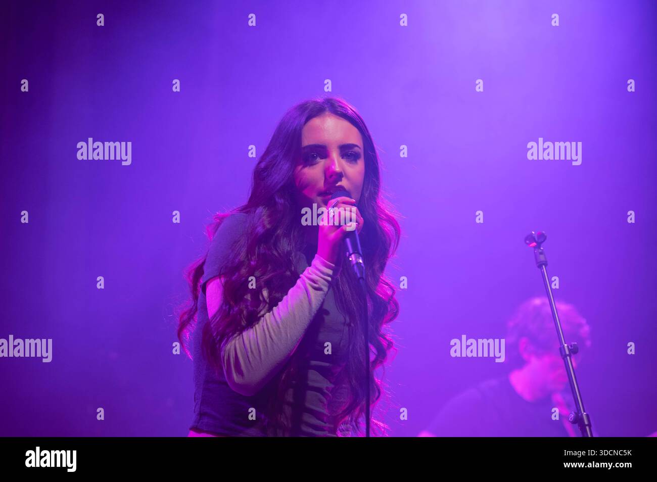 Abbie Gordon performing at Saint Lukes in Glasgow Tuesday 23rd December ...