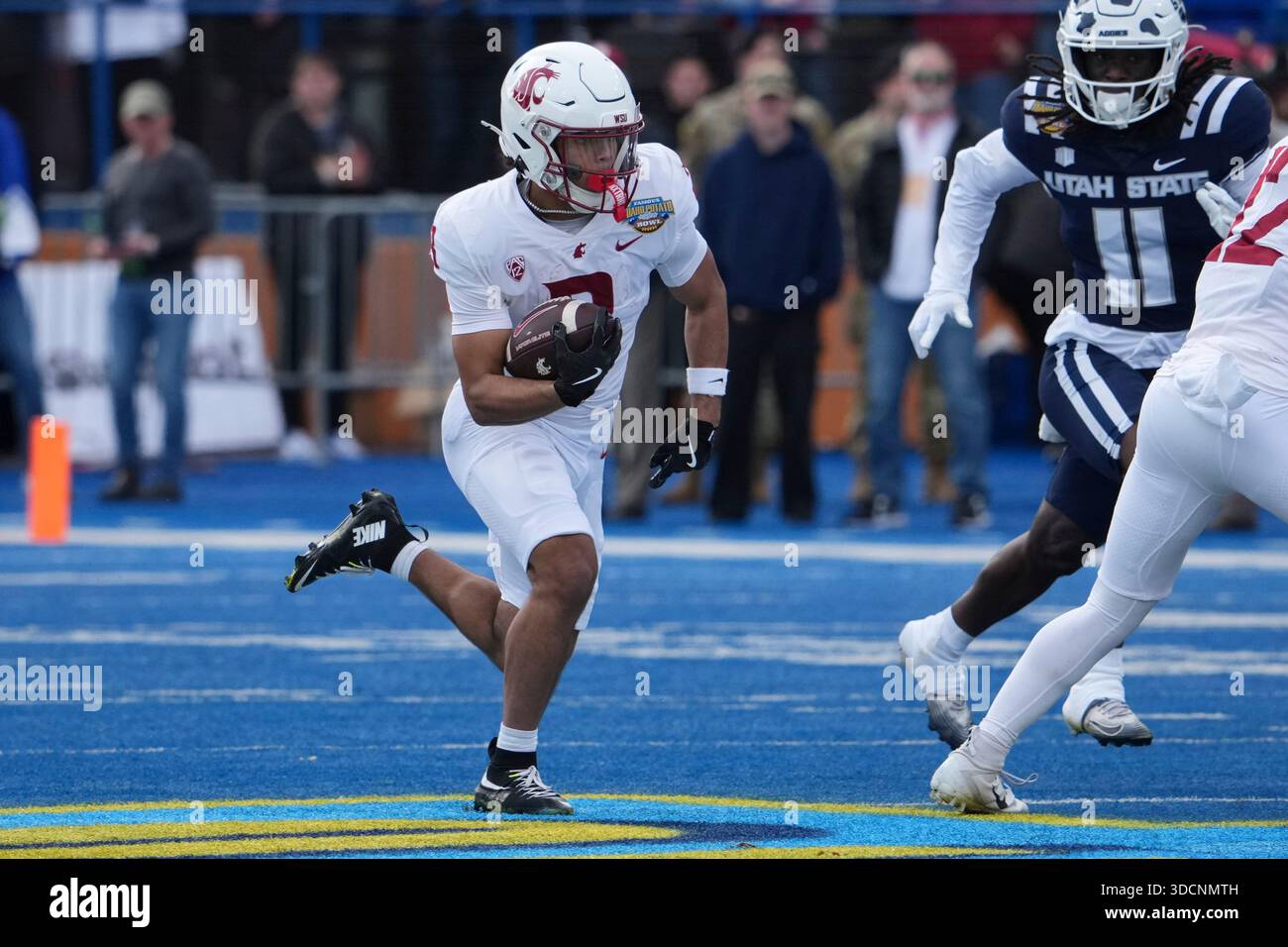 December 22 2025: Cougars running back Maxwell Woods (3) in action ...