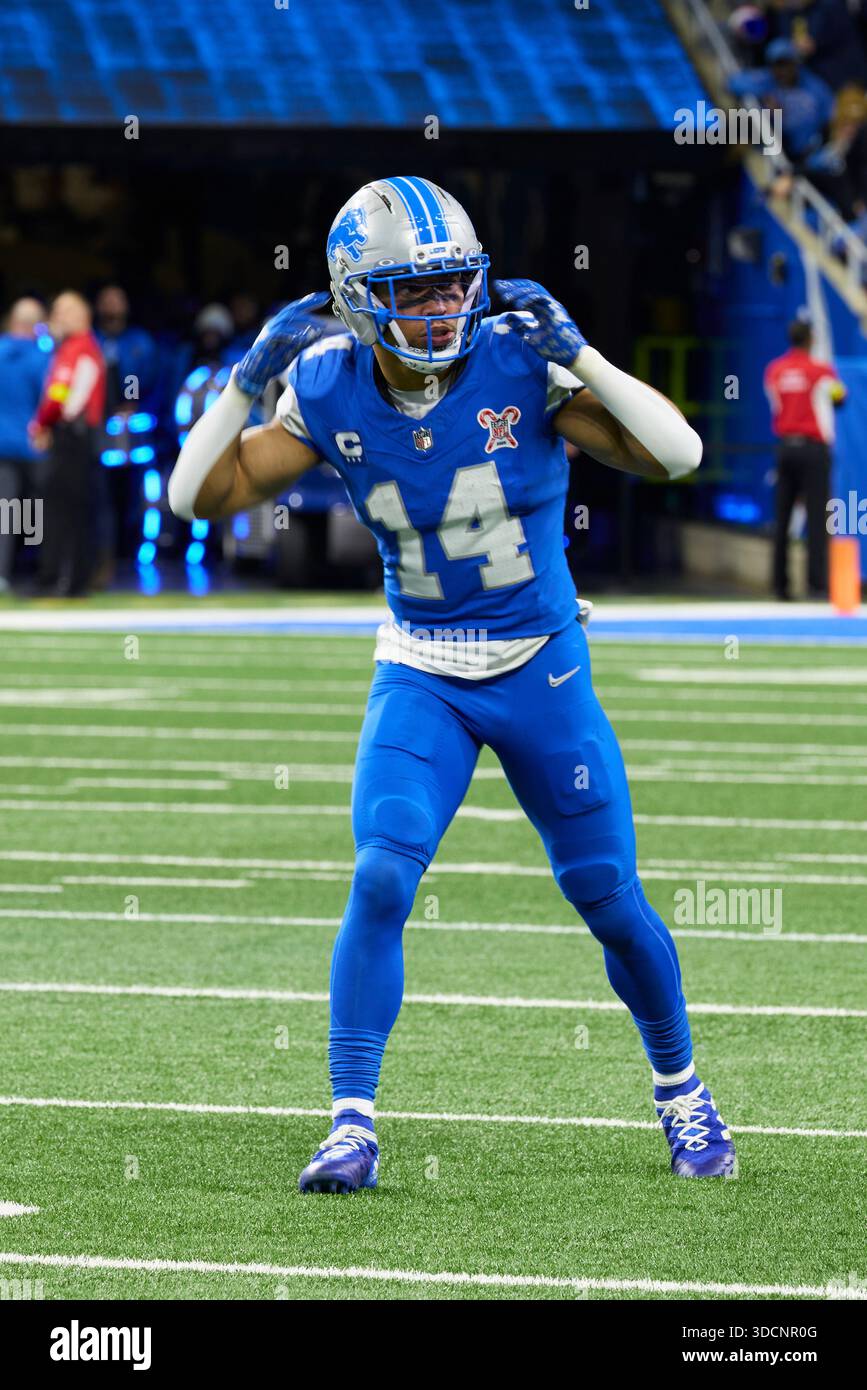 Detroit Lions wide receiver Amon-Ra St. Brown (14) gets set against the ...