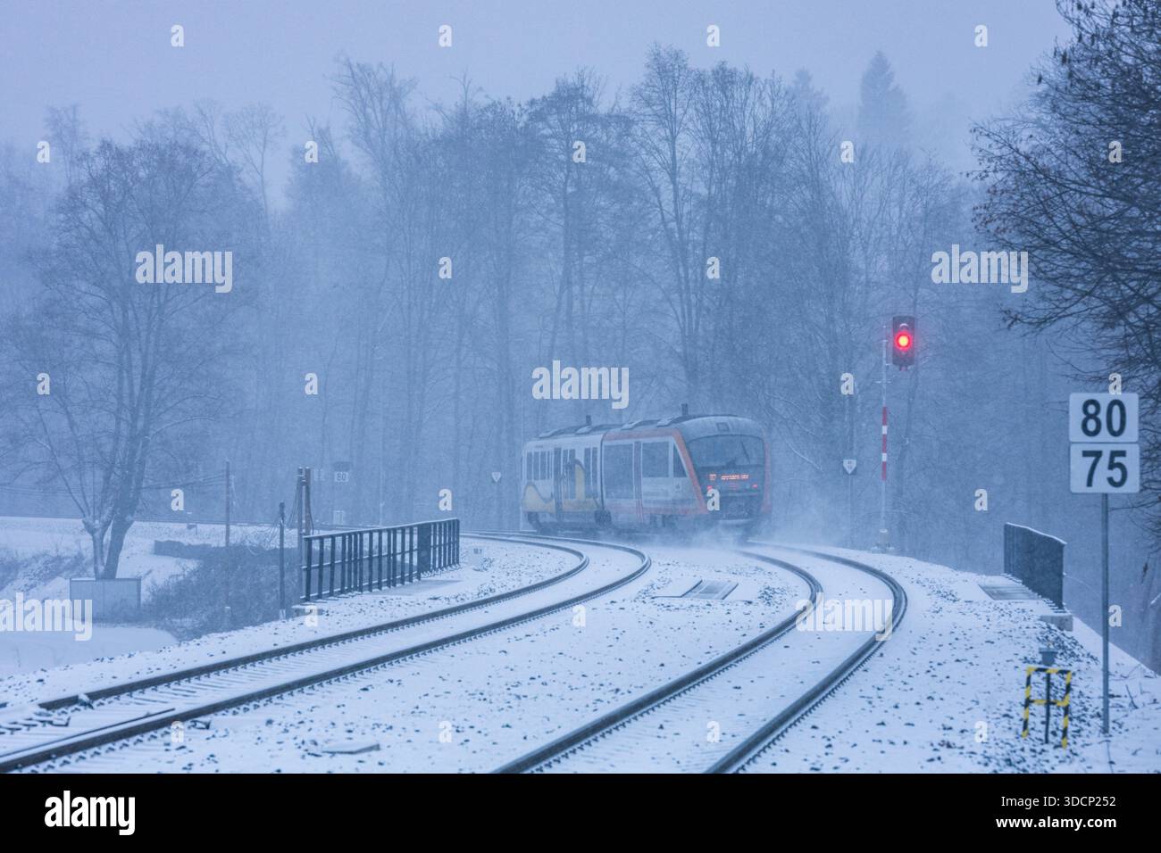Regular train lines returned to reconstructed railway from Liberec ...