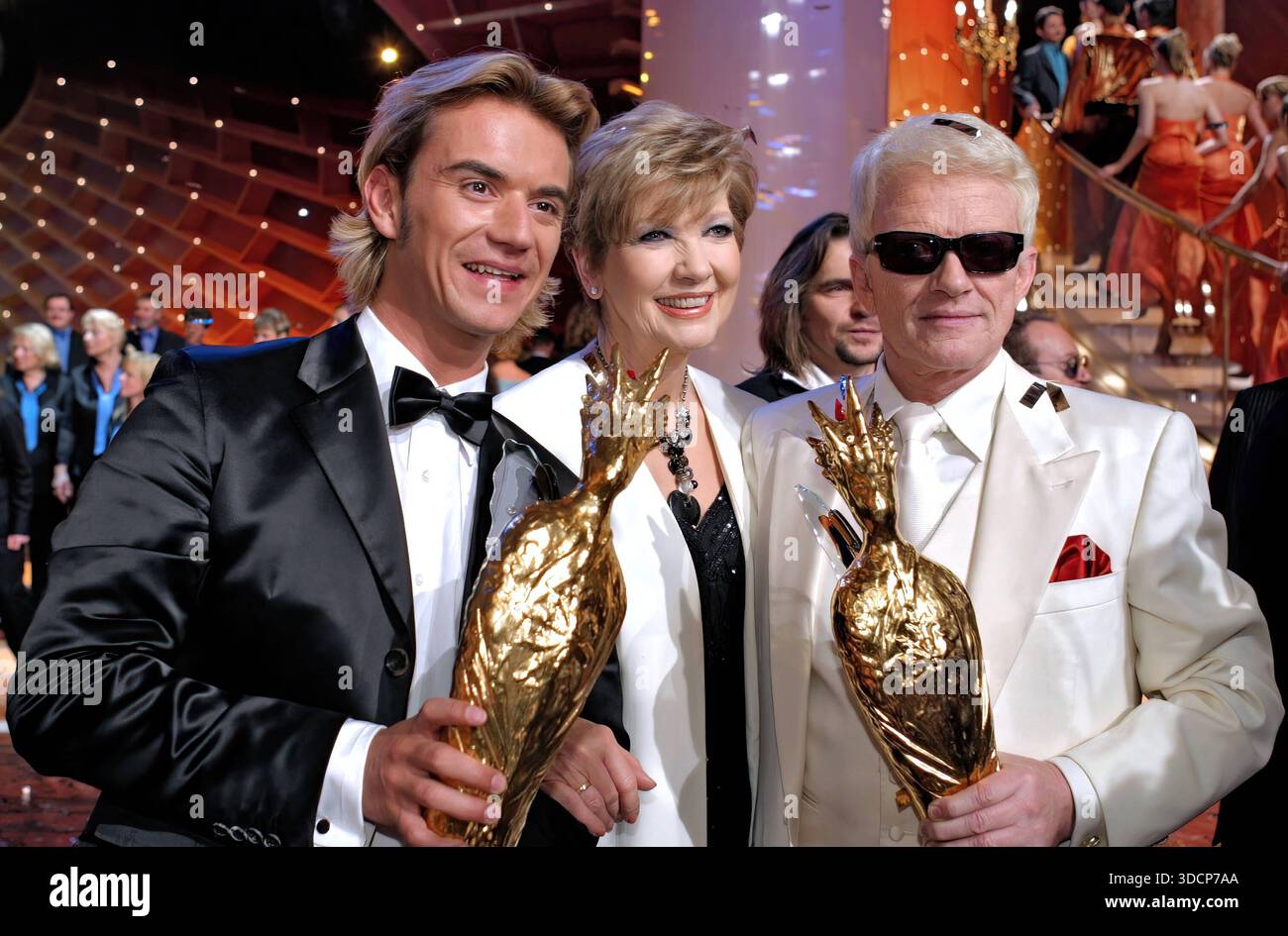 ARCHIV: Heino Sänger Heino mit Carolin Reiber und Florian Silbereisen ...