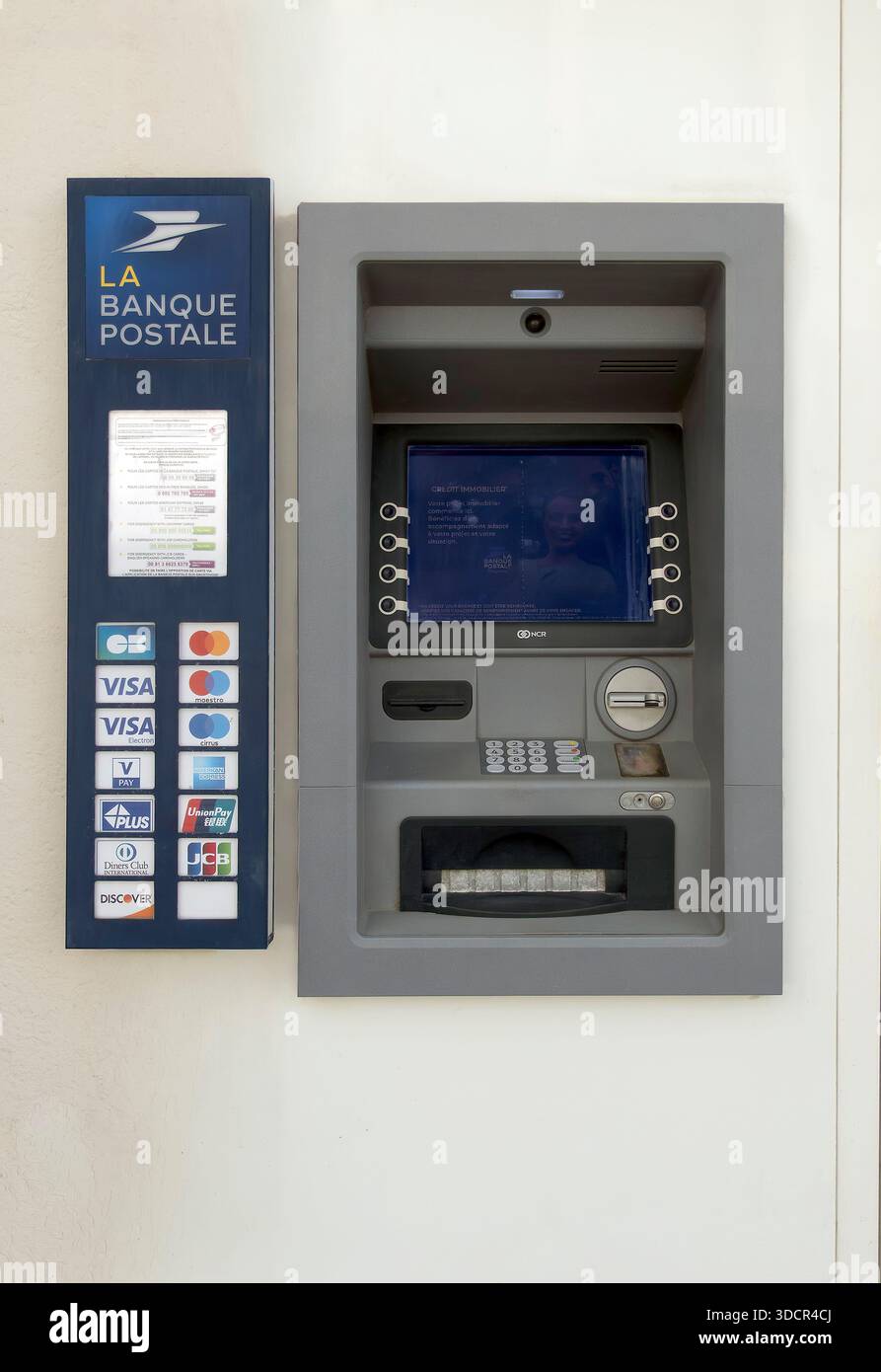 Money exchange machine hi-res stock photography and images - Alamy