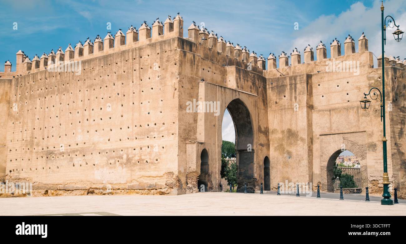The impressive Bab Mahrouk gate in Fez, with its rammed-earth walls ...
