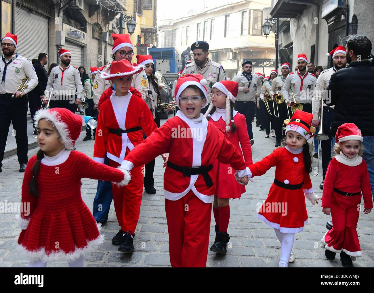 (251225) -- DAMASCUS, Dec. 25, 2025 (Xinhua) -- Photo taken on Dec. 25 ...