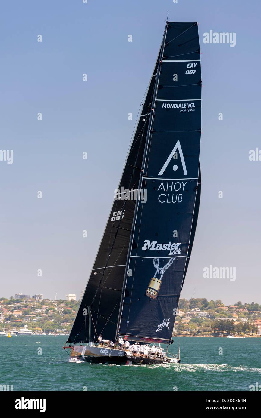 Masterlock Comanche - 2025 Sydney Hobert First across the line Maxi ...