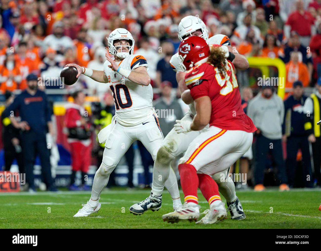 Denver broncos 2025 bo nix hi-res stock photography and images - Alamy