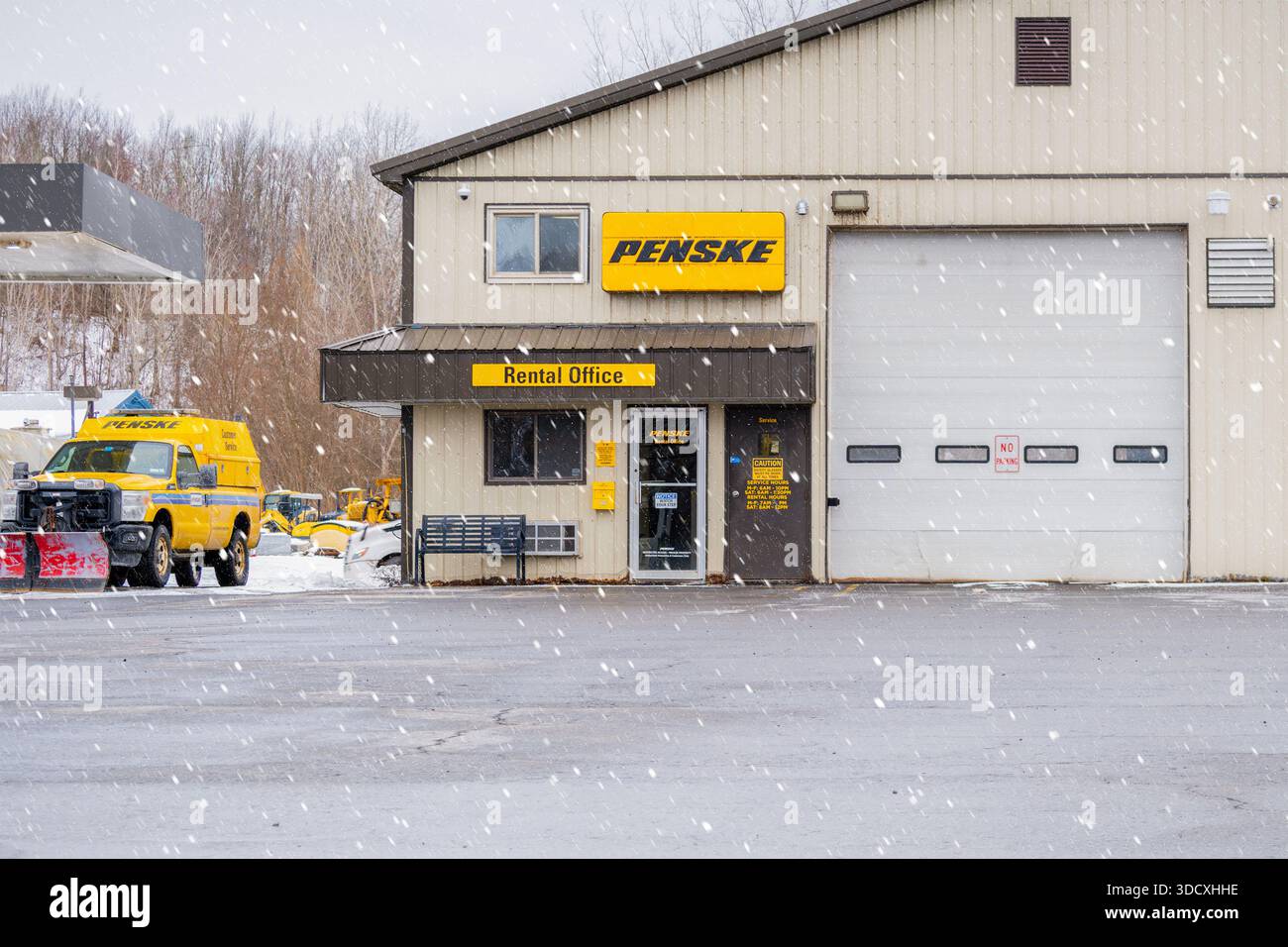 Penske logistics center hi-res stock photography and images - Alamy