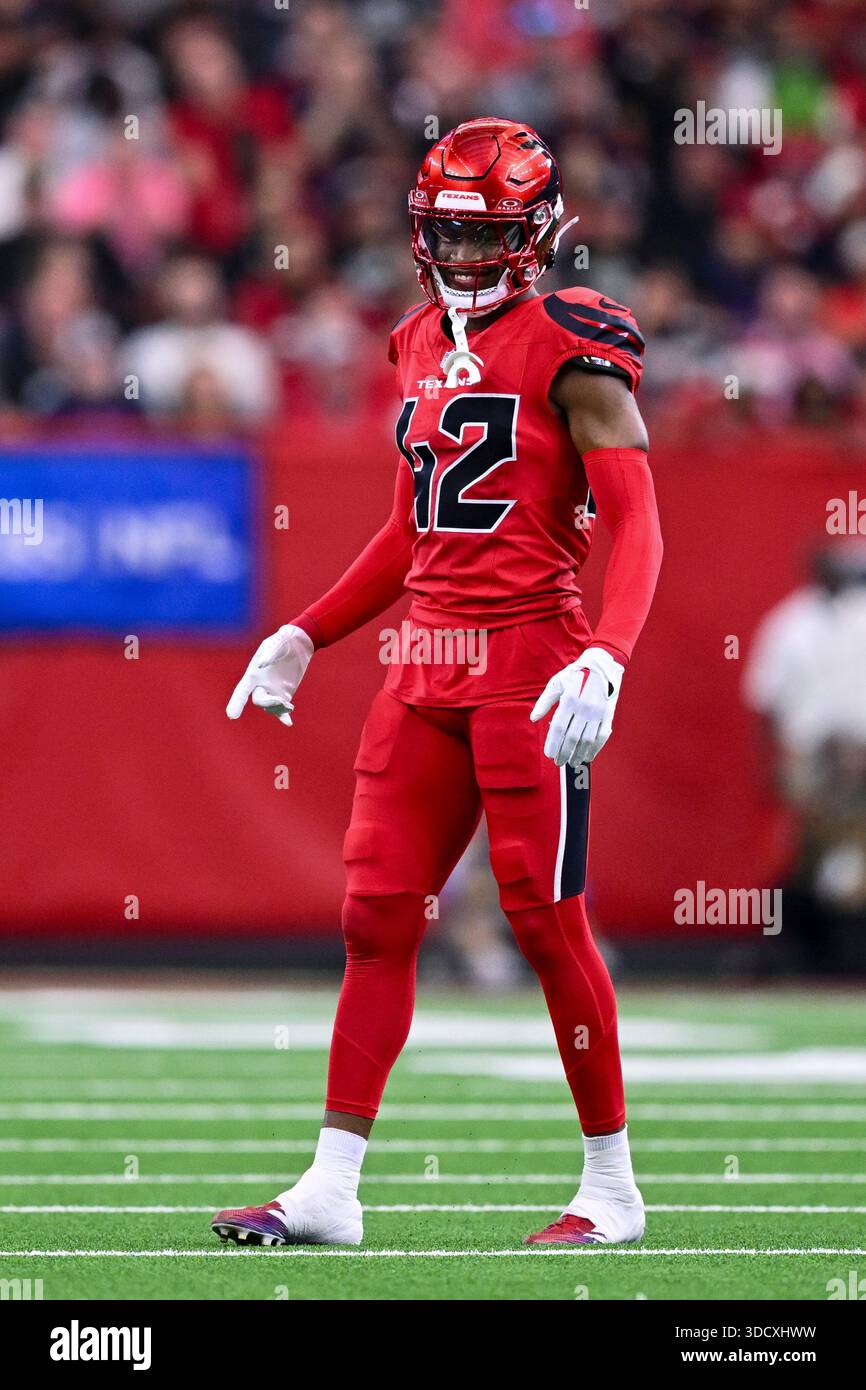 Houston Texans cornerback Ja'Marcus Ingram (42) lines up during an NFL ...