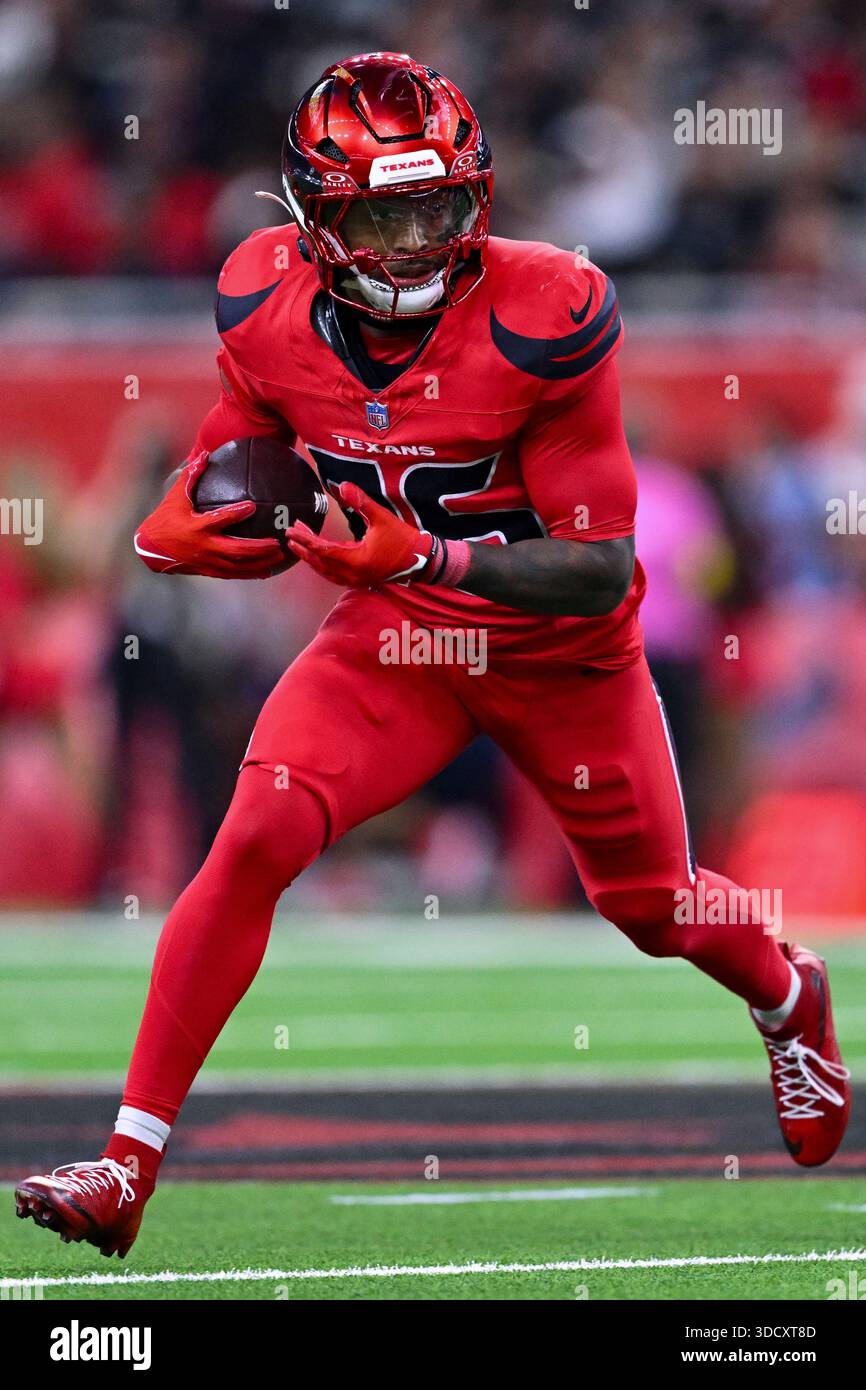Houston Texans running back Jawhar Jordan (26) runs the ball during an ...
