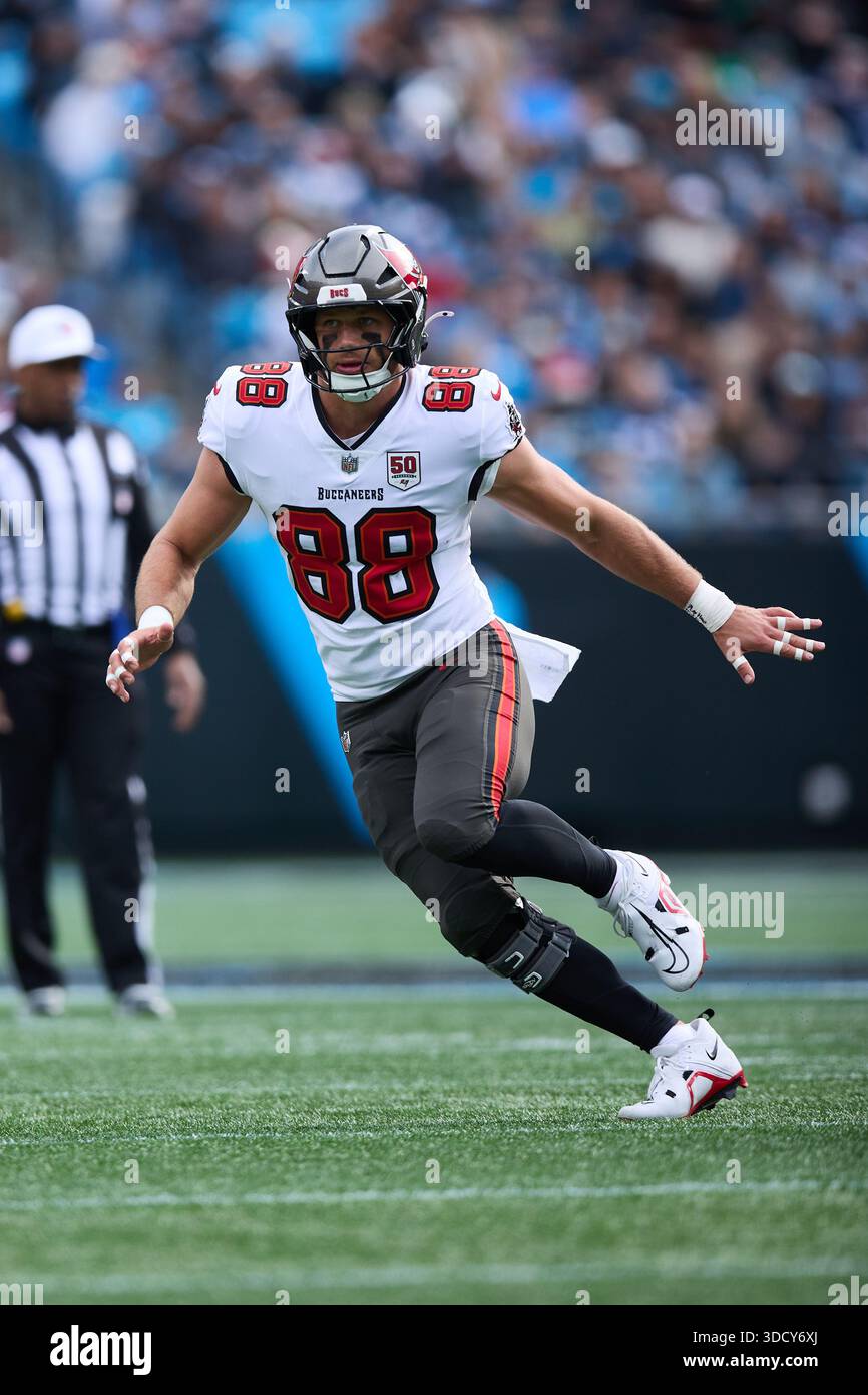 Tampa Bay Buccaneers tight end Cade Otton (88) runs a route against the ...