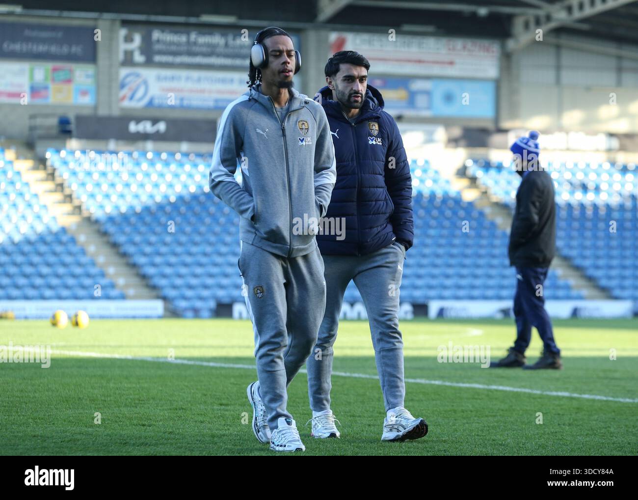 Notts County players arrive ahead of the Sky Bet League 2 match ...