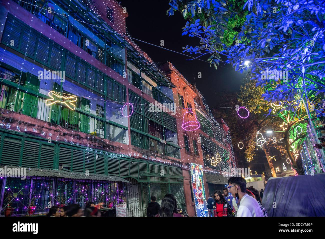 12/25/2025 Bow Barracks is a locality in the central Kolkata region. It ...