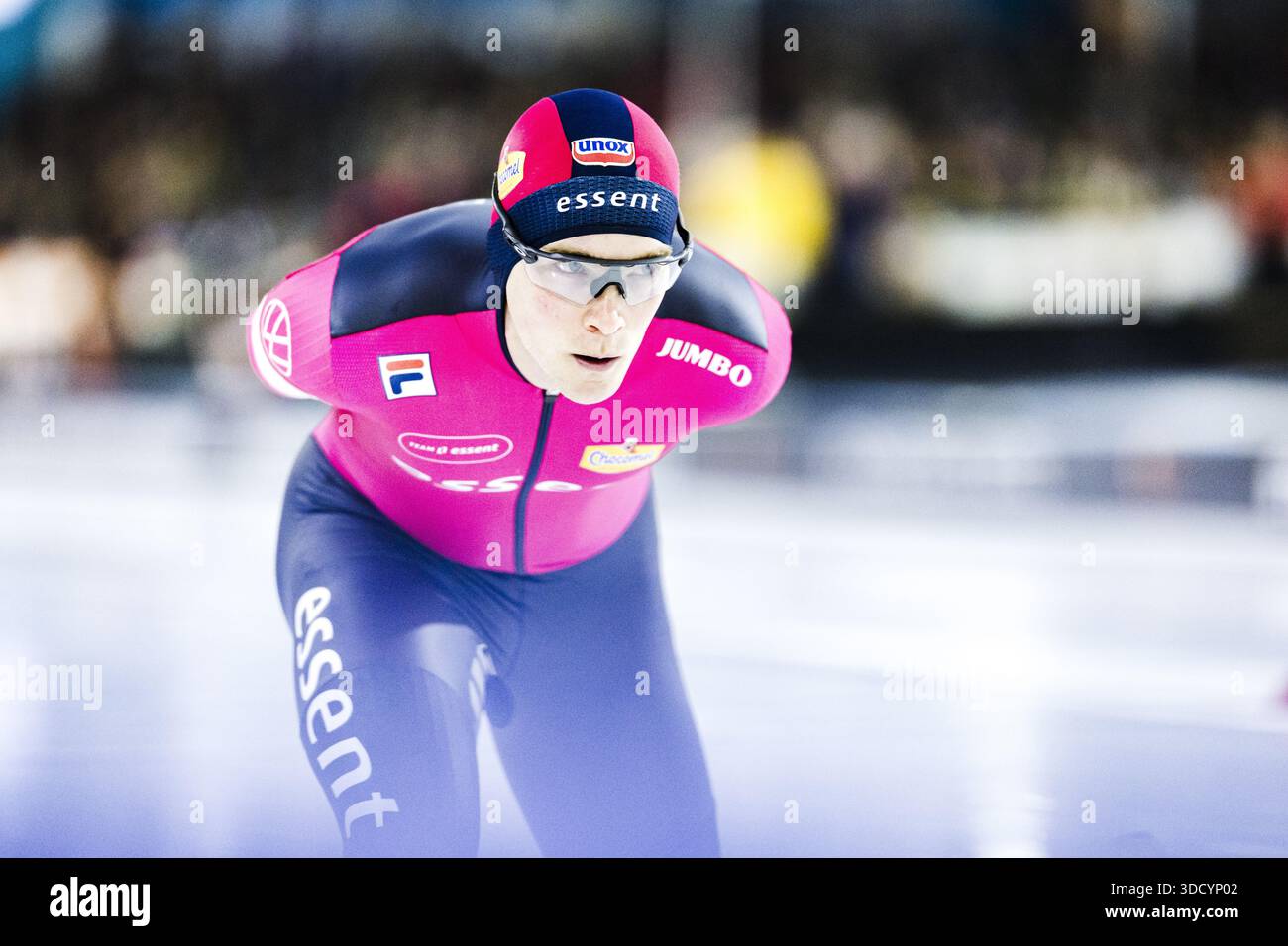 HEERENVEEN - Kars Jansman in action during the men's 5000m on the first ...
