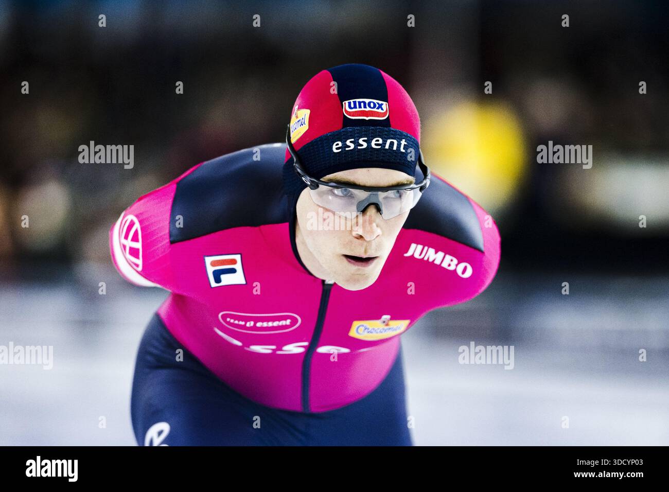 HEERENVEEN - Kars Jansman in action during the men's 5000m on the first ...