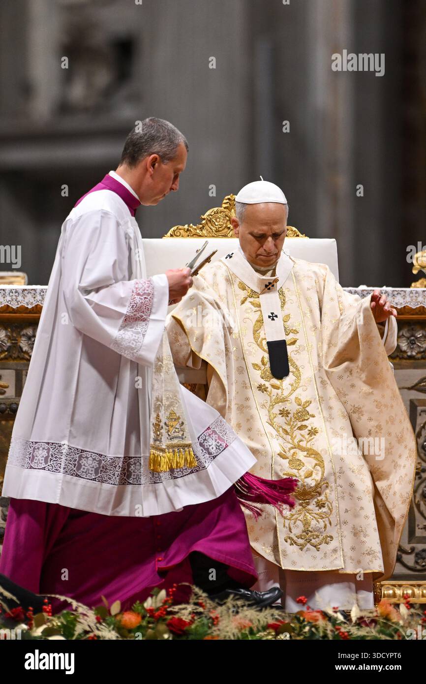 **NO LIBRI** Italy, Rome, Vatican, 2025/12/25 .Pope Leo XIV performs ...