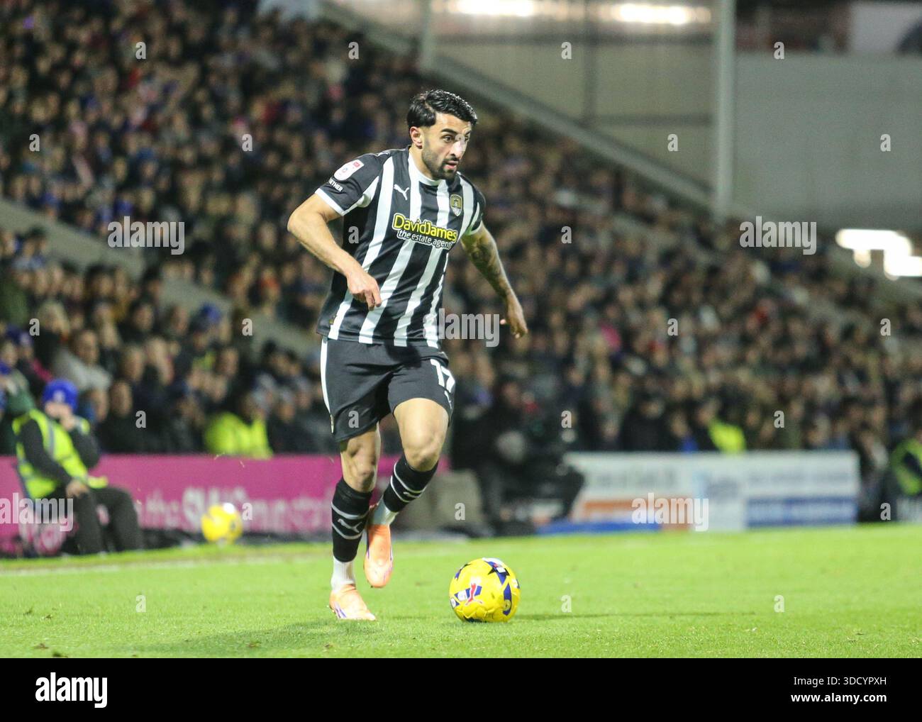 Maziar Kouhyar of Notts County in action during the Sky Bet League 2 ...